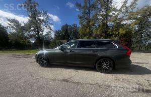 Brown Volvo V90 2017 in Riga, with an engine capacity of 2.00 L and mileage of 295 thousand km for 12500 €, photo 10 on AUTOMOTO.COM.LV