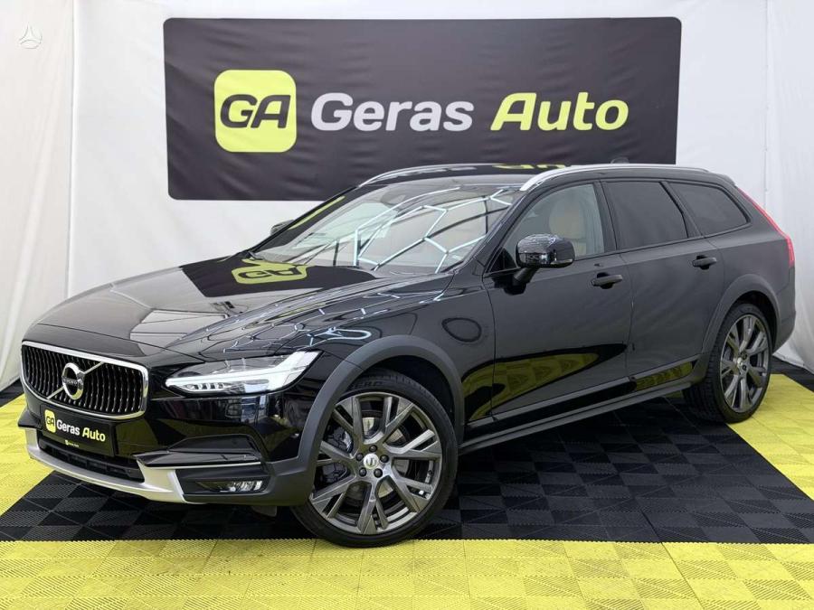 Brūns Volvo V90 2017 Viļņa, ar dzinēja tilpumu 1.97 L un nobraukumu 303 tūkst. km par 17300 €, foto 1 vietnē AUTOMOTO.COM.LV