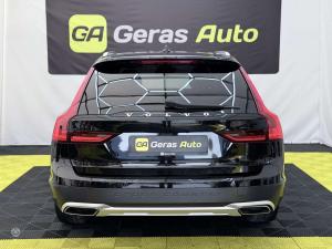 Brūns Volvo V90 2017 Viļņa, ar dzinēja tilpumu 1.97 L un nobraukumu 303 tūkst. km par 17300 €, foto 6 vietnē AUTOMOTO.COM.LV