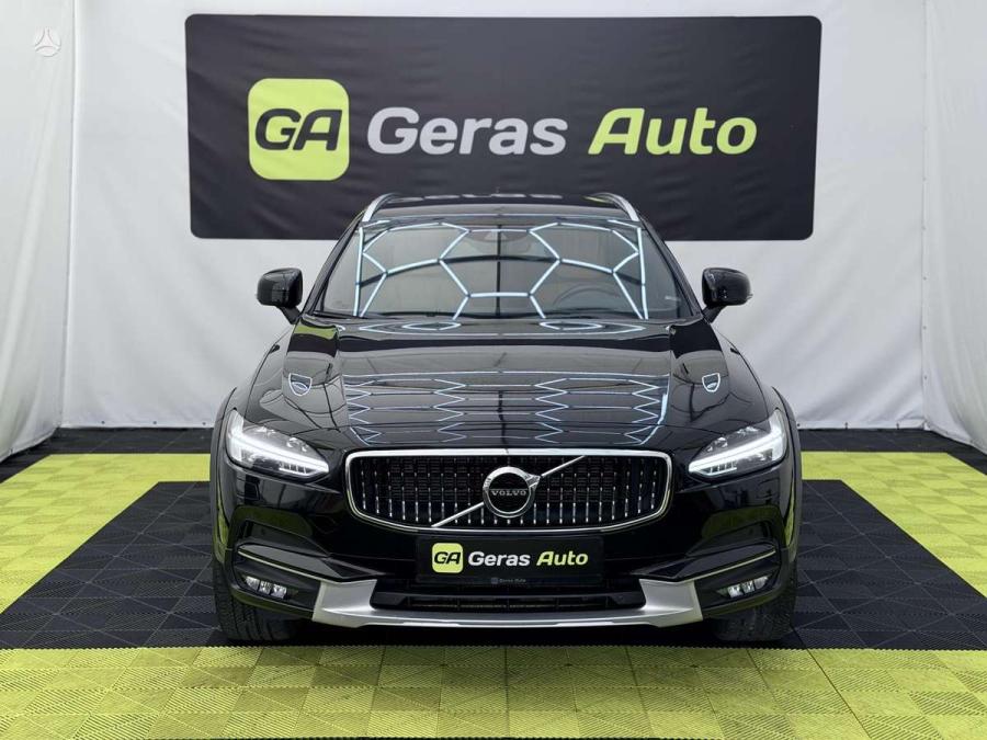 Brūns Volvo V90 2017 Viļņa, ar dzinēja tilpumu 1.97 L un nobraukumu 303 tūkst. km par 17300 €, foto 8 vietnē AUTOMOTO.COM.LV