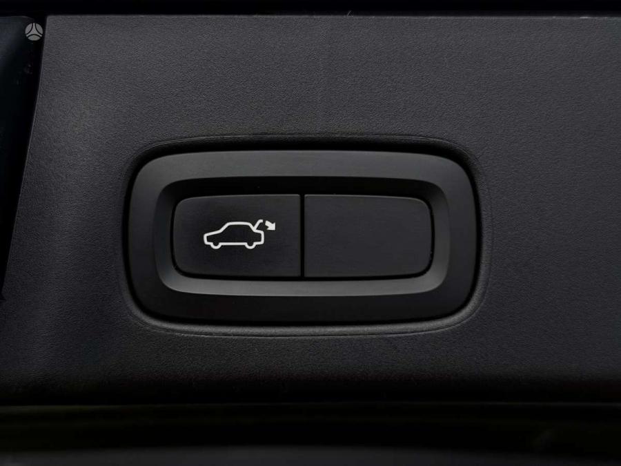 Brūns Volvo V90 2017 Viļņa, ar dzinēja tilpumu 1.97 L un nobraukumu 303 tūkst. km par 17300 €, foto 14 vietnē AUTOMOTO.COM.LV