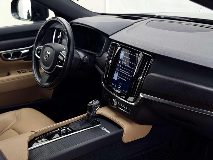 Brūns Volvo V90 2017 Viļņa, ar dzinēja tilpumu 1.97 L un nobraukumu 303 tūkst. km par 17300 €, foto 17 vietnē AUTOMOTO.COM.LV