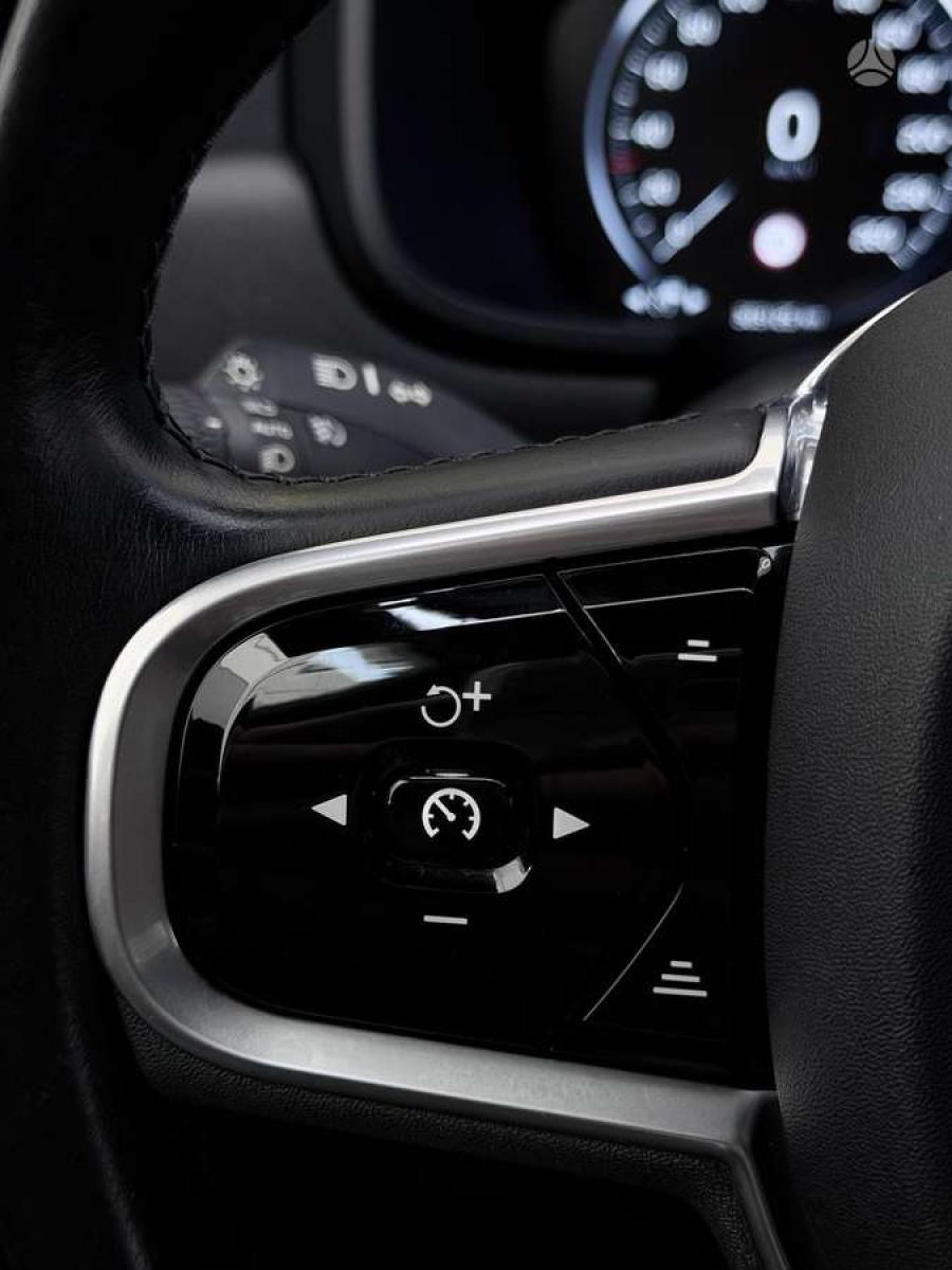 Brūns Volvo V90 2017 Viļņa, ar dzinēja tilpumu 1.97 L un nobraukumu 303 tūkst. km par 17300 €, foto 34 vietnē AUTOMOTO.COM.LV
