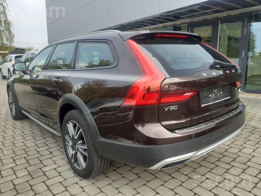 Brūns Volvo V90 2017 Rīga, ar dzinēja tilpumu 2.00 L un nobraukumu 170 tūkst. km par 21800 €, foto 5 vietnē AUTOMOTO.COM.LV