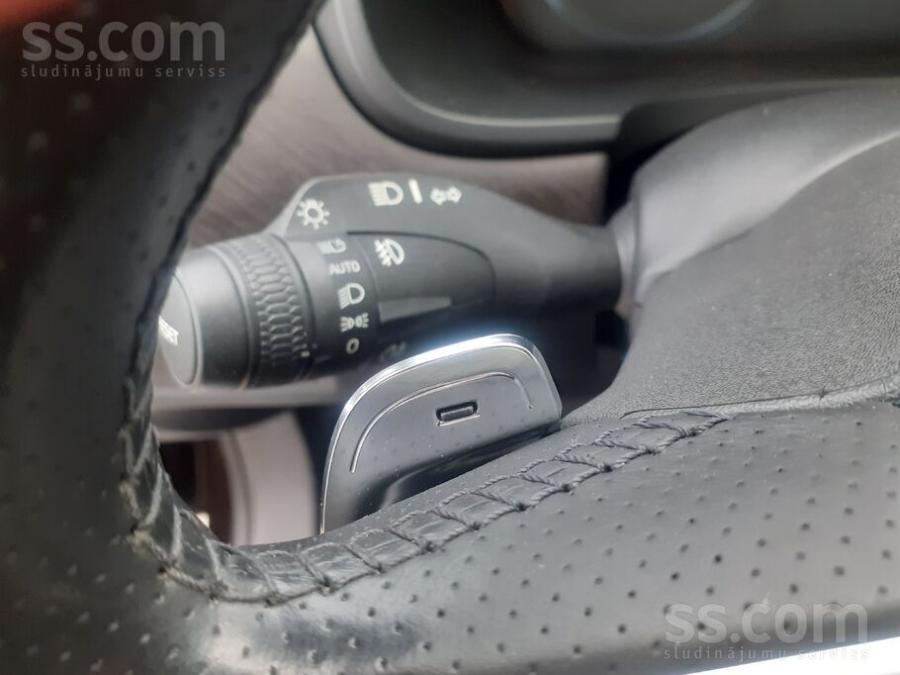 Brūns Volvo V90 2017 Rīga, ar dzinēja tilpumu 2.00 L un nobraukumu 170 tūkst. km par 21800 €, foto 14 vietnē AUTOMOTO.COM.LV