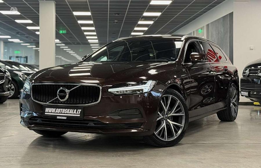 Brown Volvo V90 2018 in Klaipeda, with an engine capacity of 1.97 L and mileage of 304 thousand km for 17950 €, photo 4 on AUTOMOTO.COM.LV