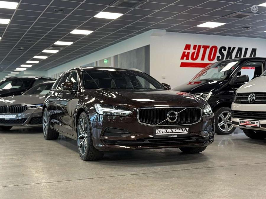 Brown Volvo V90 2018 in Klaipeda, with an engine capacity of 1.97 L and mileage of 304 thousand km for 17950 €, photo 15 on AUTOMOTO.COM.LV