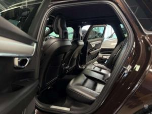 Brown Volvo V90 2018 in Klaipeda, with an engine capacity of 1.97 L and mileage of 304 thousand km for 17950 €, photo 21 on AUTOMOTO.COM.LV