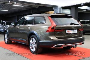 Brown Volvo V90 2018 in Tallinn, with an engine capacity of 2.00 L and mileage of 174 thousand km for 25995 €, photo 4 on AUTOMOTO.COM.LV
