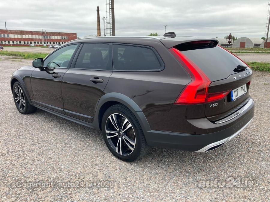 Brūns Volvo V90 2018 Valga, ar dzinēja tilpumu 2.00 L un nobraukumu 274 tūkst. km par 16990 €, foto 4 vietnē AUTOMOTO.COM.LV