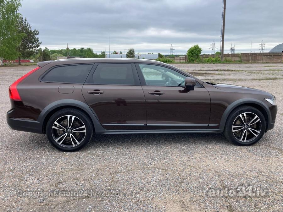 Brūns Volvo V90 2018 Valga, ar dzinēja tilpumu 2.00 L un nobraukumu 274 tūkst. km par 16990 €, foto 6 vietnē AUTOMOTO.COM.LV