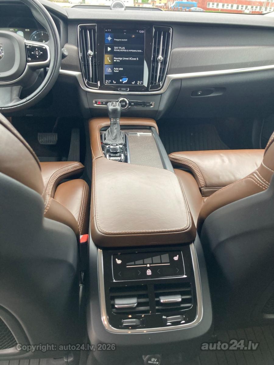 Brūns Volvo V90 2018 Valga, ar dzinēja tilpumu 2.00 L un nobraukumu 274 tūkst. km par 16990 €, foto 16 vietnē AUTOMOTO.COM.LV