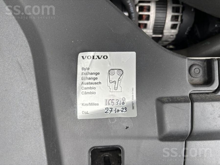 Brown Volvo V90 2018 in Riga, with an engine capacity of 2.00 L and mileage of 232 thousand km for 14950 €, photo 25 on AUTOMOTO.COM.LV