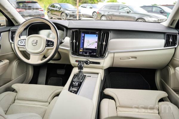 Brūns Volvo V90 2018 Tukums, ar dzinēja tilpumu 2.00 L un nobraukumu 259 tūkst. km par 18790 €, foto 10 vietnē AUTOMOTO.COM.LV