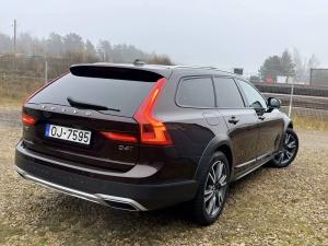 Brown Volvo V90 2018 in Riga, with an engine capacity of 2.00 L and mileage of 254 thousand km for 18995 €, photo 5 on AUTOMOTO.COM.LV