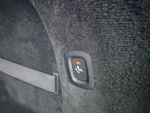 Brown Volvo V90 2018 in Riga, with an engine capacity of 2.00 L and mileage of 254 thousand km for 18995 €, photo 7 on AUTOMOTO.COM.LV
