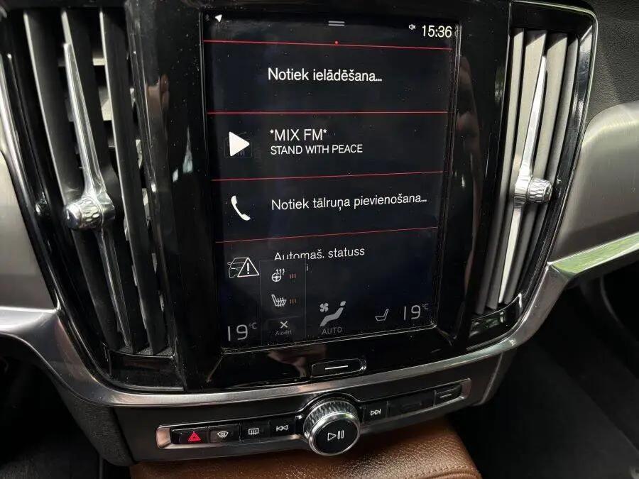 Brūns Volvo V90 2018 Rīga, ar dzinēja tilpumu 2.00 L un nobraukumu 232 tūkst. km par 14950 €, foto 16 vietnē AUTOMOTO.COM.LV