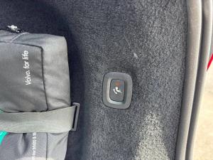 Brūns Volvo V90 2018 Rīga, ar dzinēja tilpumu 2.00 L un nobraukumu 232 tūkst. km par 14950 €, foto 22 vietnē AUTOMOTO.COM.LV