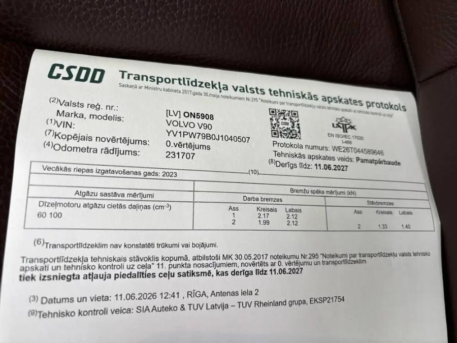 Brūns Volvo V90 2018 Rīga, ar dzinēja tilpumu 2.00 L un nobraukumu 232 tūkst. km par 14950 €, foto 26 vietnē AUTOMOTO.COM.LV
