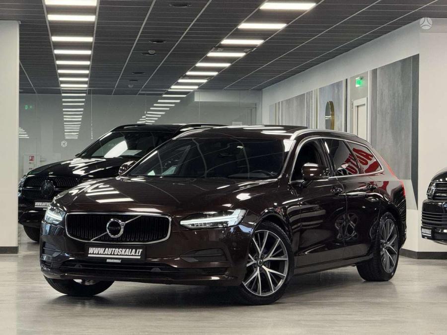 Brown Volvo V90 2018 in Klaipeda, with an engine capacity of 1.97 L and mileage of 304 thousand km for 16500 €, photo 5 on AUTOMOTO.COM.LV