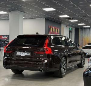 Brown Volvo V90 2018 in Klaipeda, with an engine capacity of 1.97 L and mileage of 304 thousand km for 16500 €, photo 6 on AUTOMOTO.COM.LV