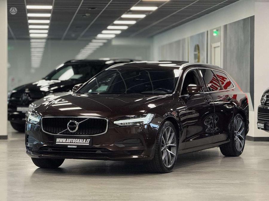 Brown Volvo V90 2018 in Klaipeda, with an engine capacity of 1.97 L and mileage of 304 thousand km for 16500 €, photo 9 on AUTOMOTO.COM.LV