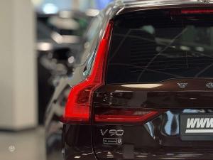 Brown Volvo V90 2018 in Klaipeda, with an engine capacity of 1.97 L and mileage of 304 thousand km for 16500 €, photo 13 on AUTOMOTO.COM.LV
