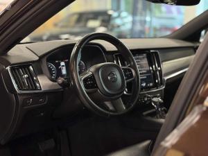 Brown Volvo V90 2018 in Klaipeda, with an engine capacity of 1.97 L and mileage of 304 thousand km for 16500 €, photo 36 on AUTOMOTO.COM.LV