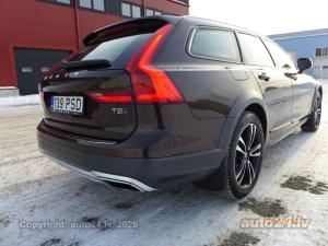 Brūns Volvo V90 2019 Tartu, ar dzinēja tilpumu 2.00 L un nobraukumu 123 tūkst. km par 34900 €, foto 6 vietnē AUTOMOTO.COM.LV