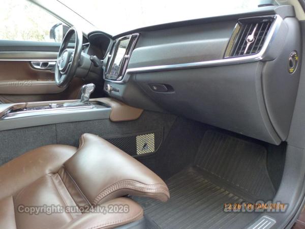 Brown Volvo V90 2019 in Tartu, with an engine capacity of 2.00 L and mileage of 123 thousand km for 34900 €, photo 8 on AUTOMOTO.COM.LV