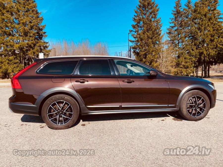 Brūns Volvo V90 2019 Tallina, ar dzinēja tilpumu 2.00 L un nobraukumu 145 tūkst. km par 29000 €, foto 3 vietnē AUTOMOTO.COM.LV
