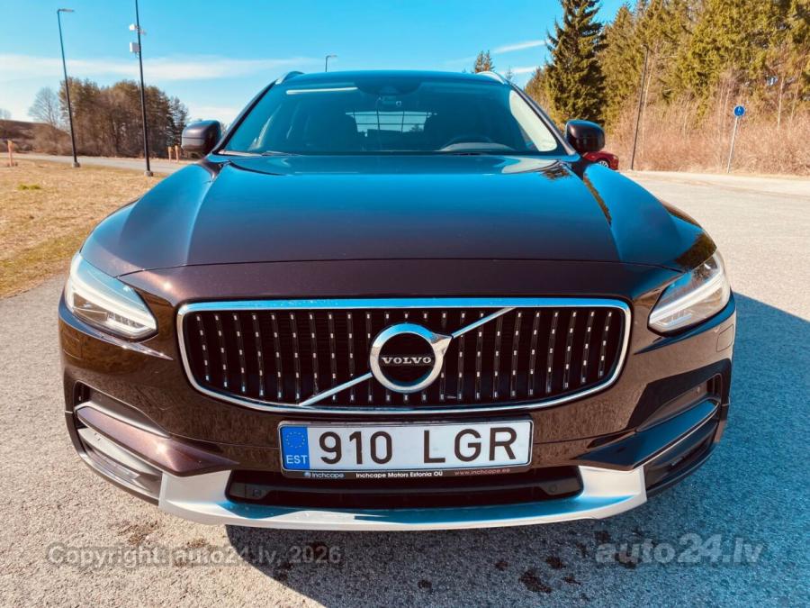 Brūns Volvo V90 2019 Tallina, ar dzinēja tilpumu 2.00 L un nobraukumu 145 tūkst. km par 29000 €, foto 4 vietnē AUTOMOTO.COM.LV