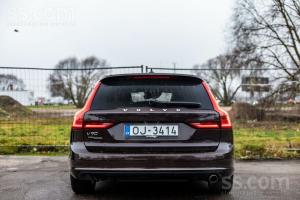 Brūns Volvo V90 2019 Rīga, ar dzinēja tilpumu 2.00 L un nobraukumu 234 tūkst. km par 20990 €, foto 9 vietnē AUTOMOTO.COM.LV