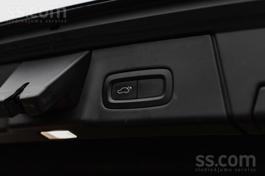 Brūns Volvo V90 2019 Rīga, ar dzinēja tilpumu 2.00 L un nobraukumu 234 tūkst. km par 20990 €, foto 11 vietnē AUTOMOTO.COM.LV
