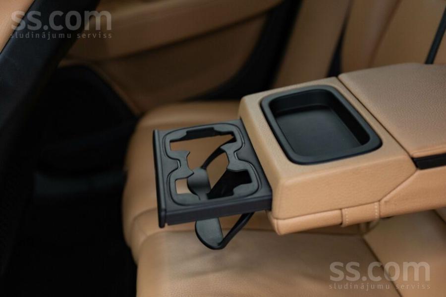 Brūns Volvo V90 2019 Rīga, ar dzinēja tilpumu 2.00 L un nobraukumu 234 tūkst. km par 20990 €, foto 13 vietnē AUTOMOTO.COM.LV