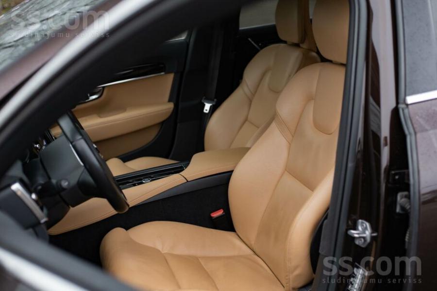 Brūns Volvo V90 2019 Rīga, ar dzinēja tilpumu 2.00 L un nobraukumu 234 tūkst. km par 20990 €, foto 14 vietnē AUTOMOTO.COM.LV