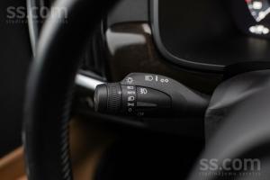 Brūns Volvo V90 2019 Rīga, ar dzinēja tilpumu 2.00 L un nobraukumu 234 tūkst. km par 20990 €, foto 17 vietnē AUTOMOTO.COM.LV