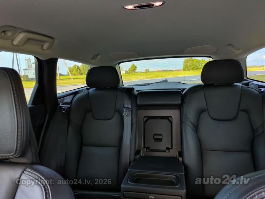 Коричневый Вольво В90 2019 в Таллин, объемом двигателя 2.00 л и пробегом 149 тыс. км за 25000 €, фото 4 на AUTOMOTO.COM.LV