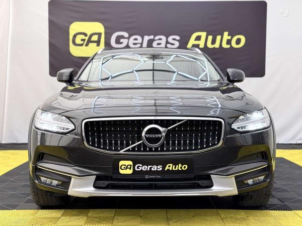 Volvo V90 2019 Viļņa vietnē Brūns Volvo V90 2019 Viļņa, ar dzinēja tilpumu 1.97 L un nobraukumu 268 tūkst. km par 19990 €, foto 3 vietnē AUTOMOTO.COM.LV