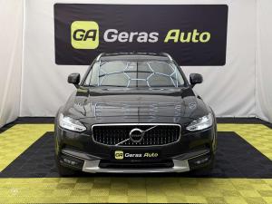 Brown Volvo V90 2019 in Vilnius, with an engine capacity of 1.97 L and mileage of 268 thousand km for 19990 €, photo 8 on AUTOMOTO.COM.LV