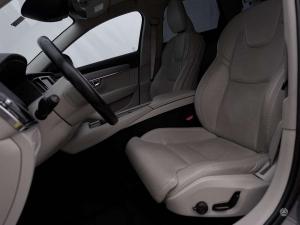 Brown Volvo V90 2019 in Vilnius, with an engine capacity of 1.97 L and mileage of 268 thousand km for 19990 €, photo 11 on AUTOMOTO.COM.LV