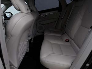 Brown Volvo V90 2019 in Vilnius, with an engine capacity of 1.97 L and mileage of 268 thousand km for 19990 €, photo 12 on AUTOMOTO.COM.LV