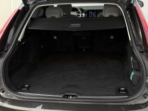 Brown Volvo V90 2019 in Vilnius, with an engine capacity of 1.97 L and mileage of 268 thousand km for 19990 €, photo 13 on AUTOMOTO.COM.LV