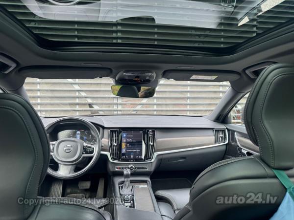 Brūns Volvo V90 2020 Tallina, ar dzinēja tilpumu 2.00 L un nobraukumu 190 tūkst. km par 28900 €, foto 5 vietnē AUTOMOTO.COM.LV