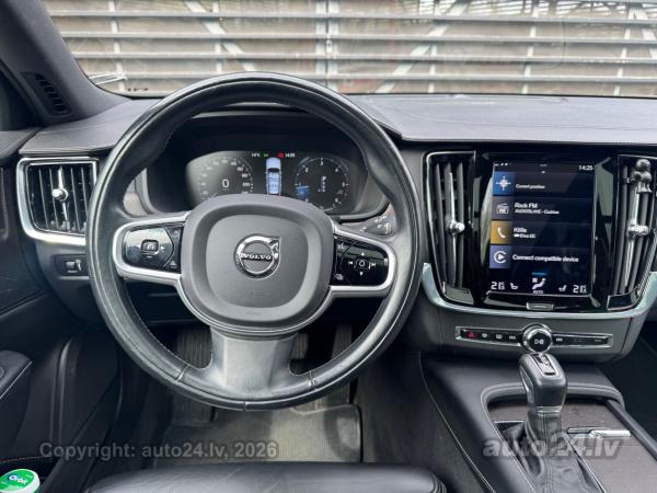 Brūns Volvo V90 2020 Tallina, ar dzinēja tilpumu 2.00 L un nobraukumu 190 tūkst. km par 28900 €, foto 6 vietnē AUTOMOTO.COM.LV