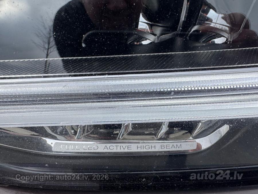 Brūns Volvo V90 2020 Tallina, ar dzinēja tilpumu 2.00 L un nobraukumu 190 tūkst. km par 28900 €, foto 8 vietnē AUTOMOTO.COM.LV