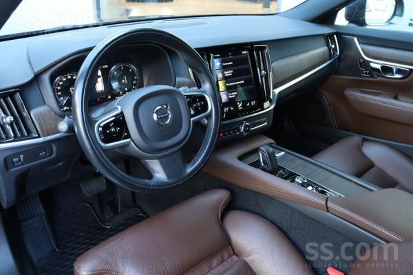 Brown Volvo V90 2021 in Riga, with an engine capacity of 2.00 L and mileage of 91 thousand km for 26990 €, photo 9 on AUTOMOTO.COM.LV