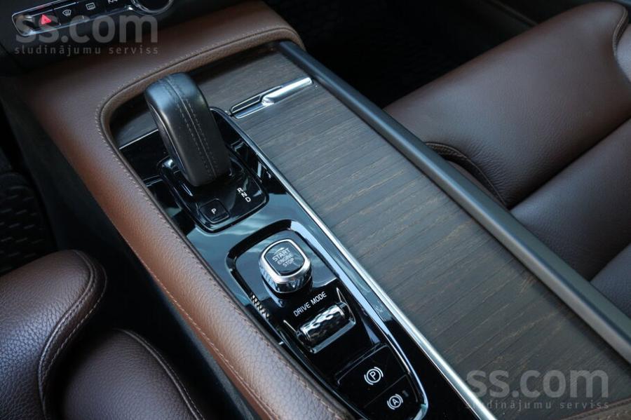 Brūns Volvo V90 2021 Rīga, ar dzinēja tilpumu 2.00 L un nobraukumu 91 tūkst. km par 26990 €, foto 25 vietnē AUTOMOTO.COM.LV