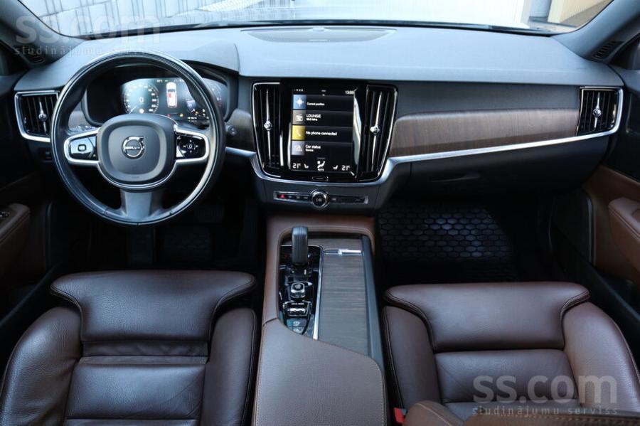Brūns Volvo V90 2021 Rīga, ar dzinēja tilpumu 2.00 L un nobraukumu 91 tūkst. km par 26990 €, foto 26 vietnē AUTOMOTO.COM.LV
