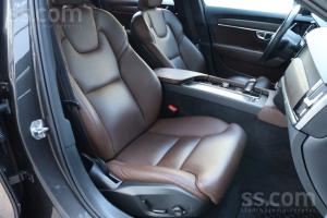 Brūns Volvo V90 2021 Rīga, ar dzinēja tilpumu 2.00 L un nobraukumu 91 tūkst. km par 26990 €, foto 29 vietnē AUTOMOTO.COM.LV